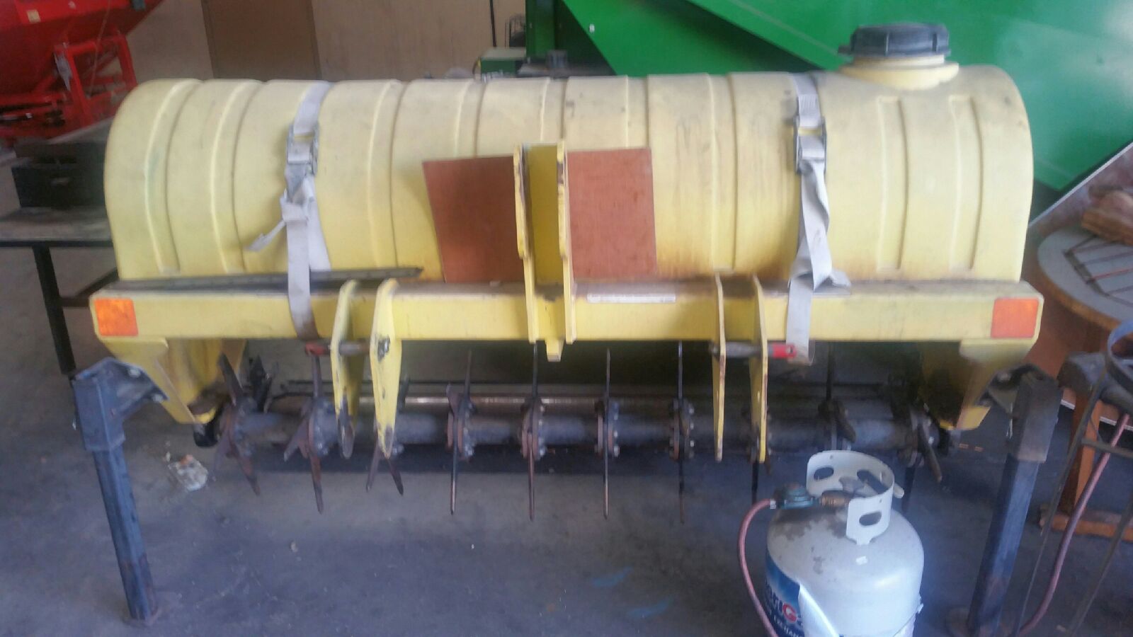 Western Turf Equipment